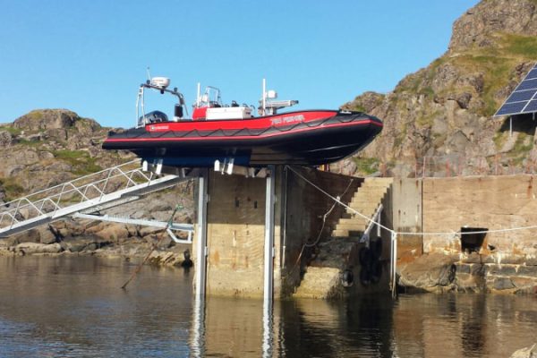 Elevator Boat Lift | Extreme-Range Fixed Boat Lift